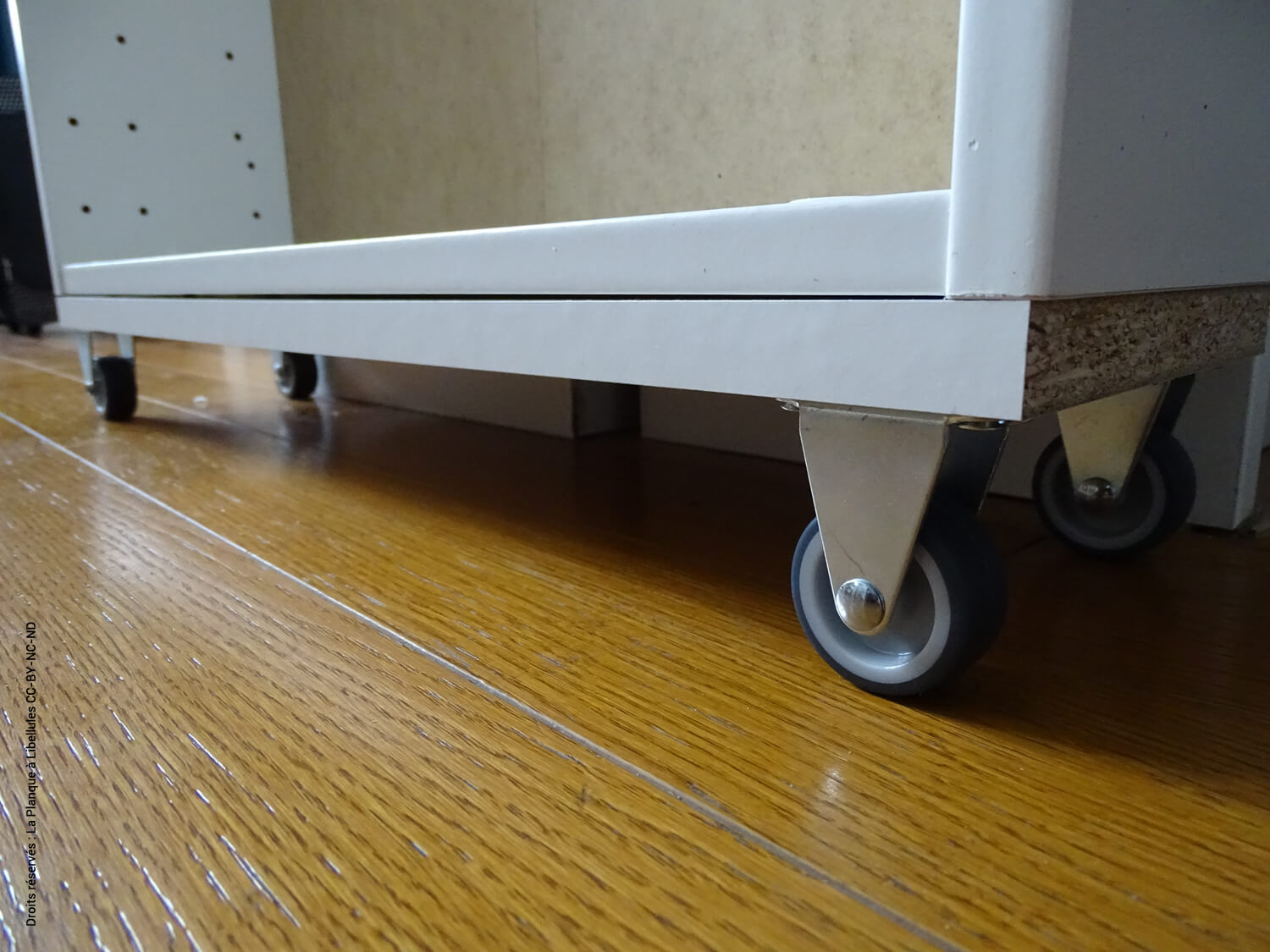 Tuto : Créer un meuble de cuisine à roulettes – La planque à libellules